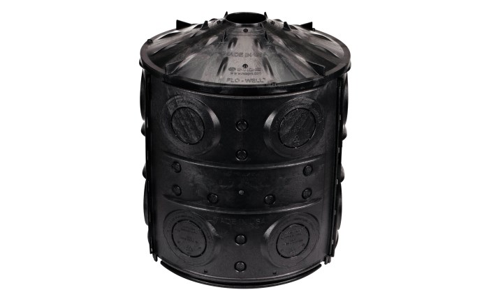 POOL360 | Flo-Well 50 gal Black Stormwater Dry Well System Kit with 3 ...