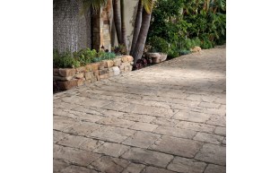 POOL360 | Large Square Mega-Lafitt Slate Paver Toscana