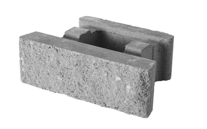 POOL360 | BroadStone 6" RockFace Retaining Wall Chicago Blend